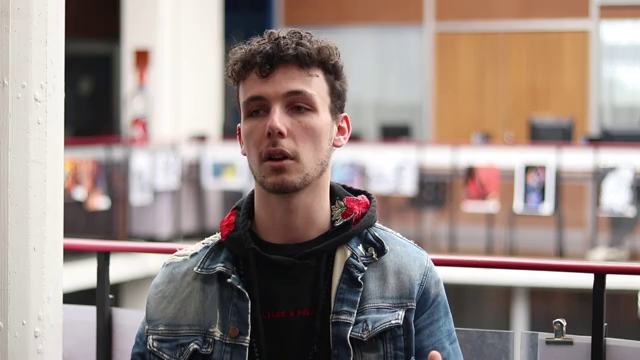 Espace Vidéo - Bibliothèques universitaires - Culture - [Interview ...
